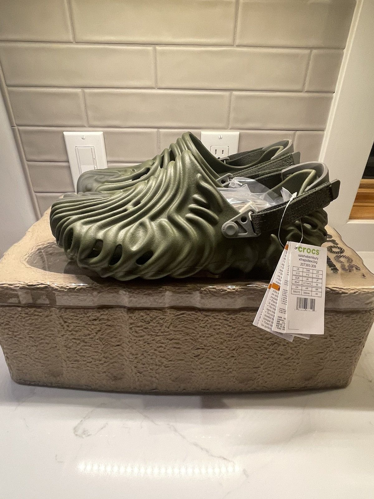 Crocs × Salehe Bembury Salehe Bembury Crocs Pollex Clog Cucumber Army ...