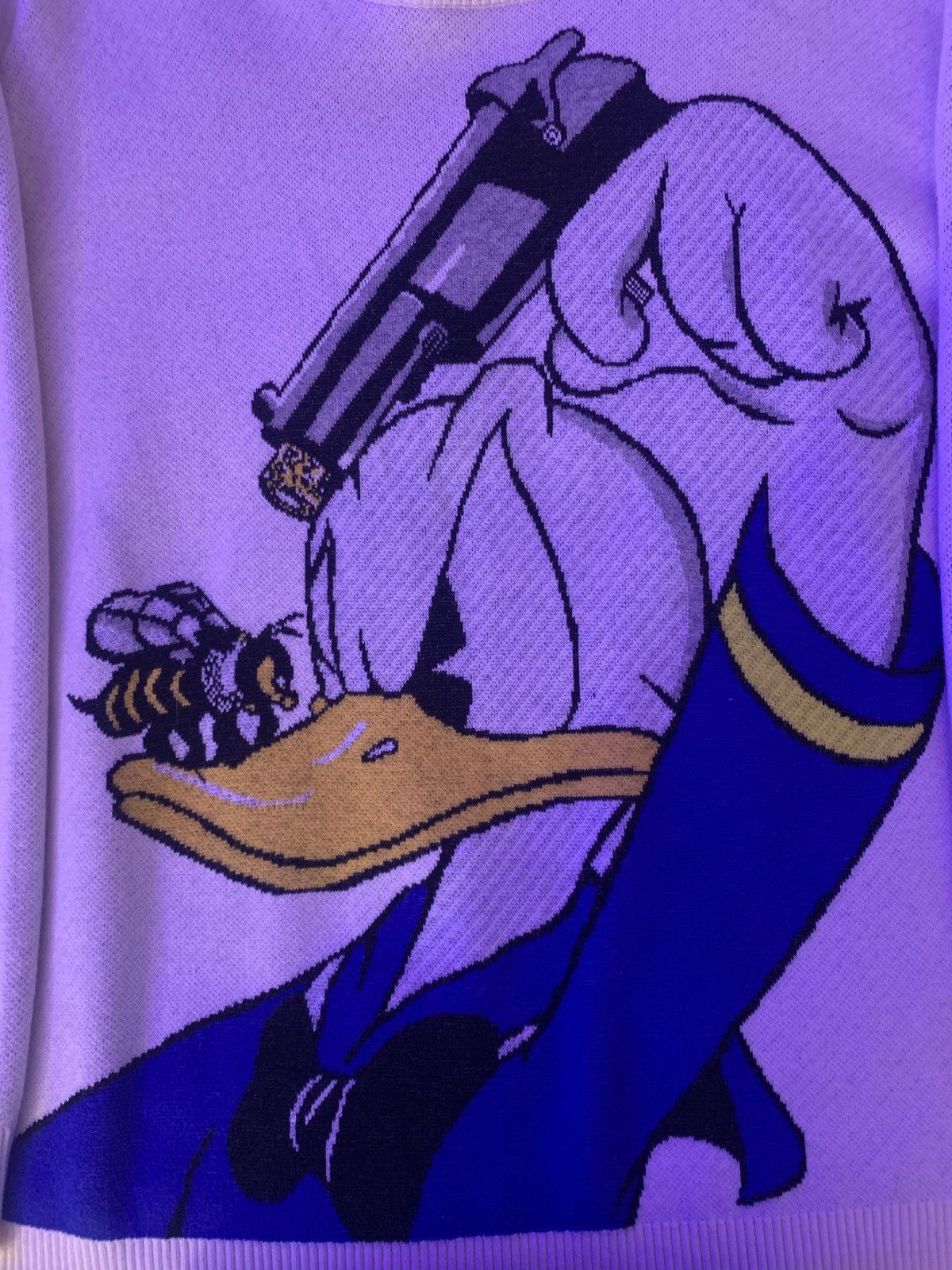Japanese Brand × Streetwear × Vintage Daffy Duck Cork Gun Sweater | Grailed