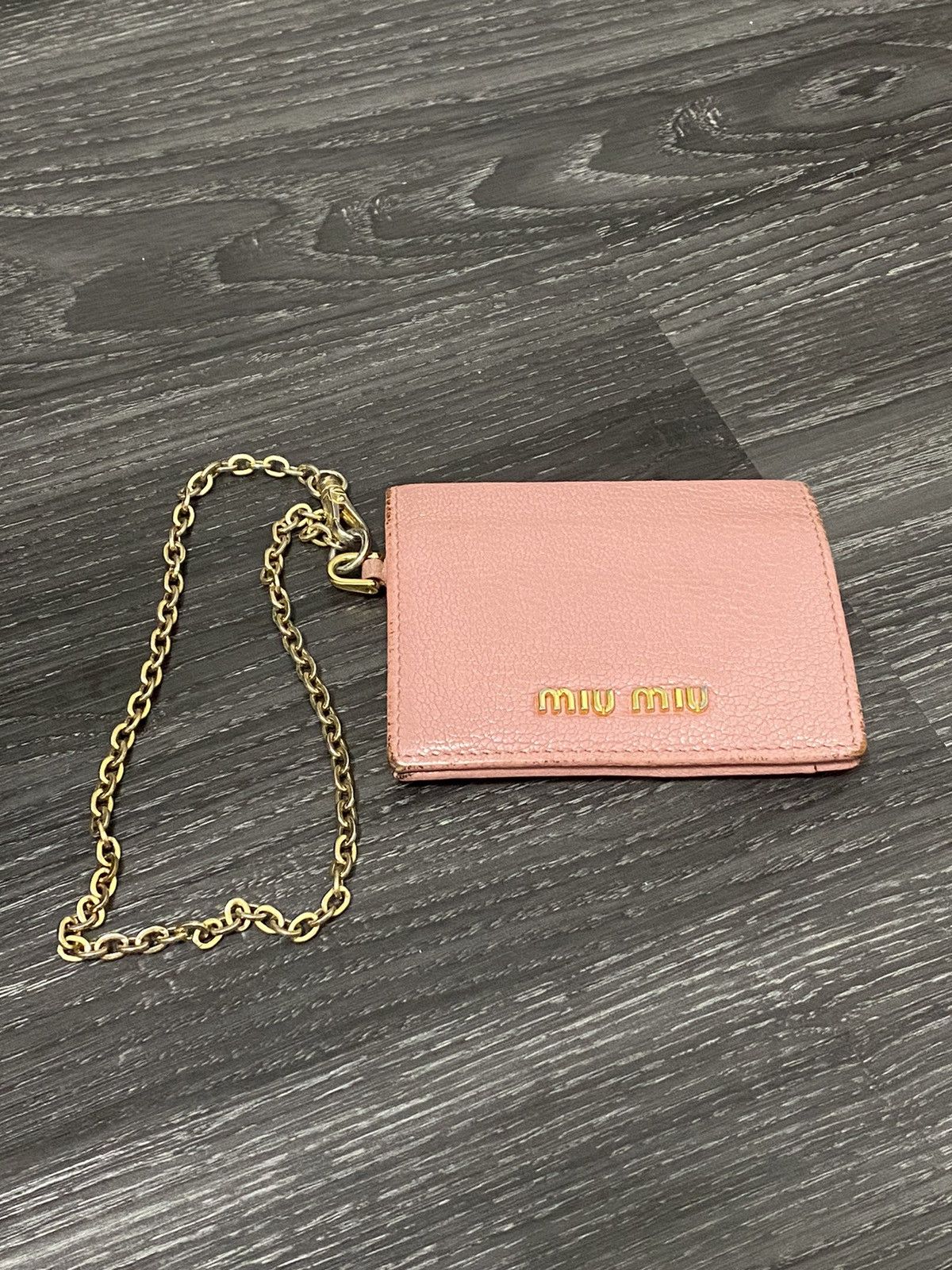Miu Miu Chain card holder | Grailed