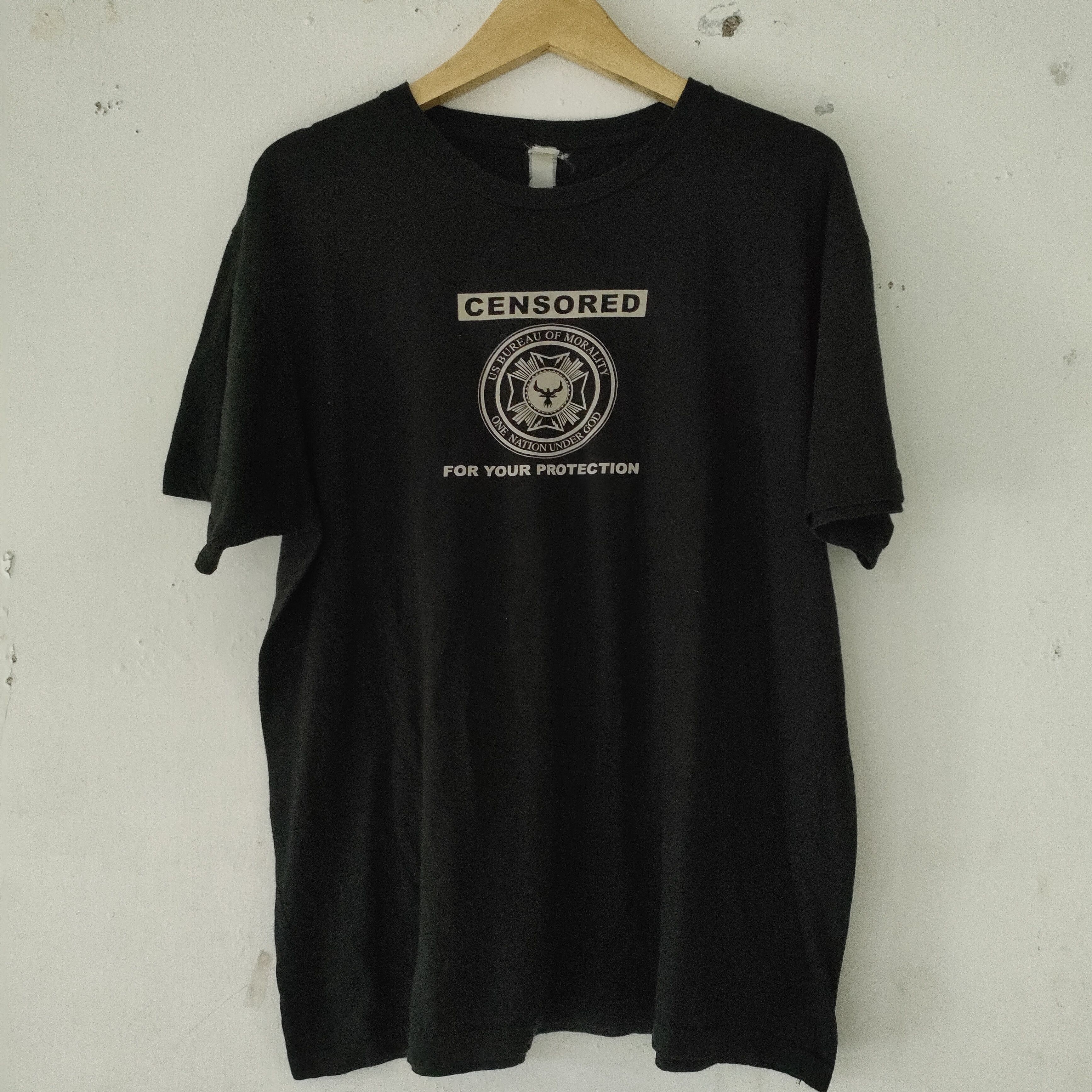 Band Tees NINE INCH NAILS: YEAR ZERO | Grailed