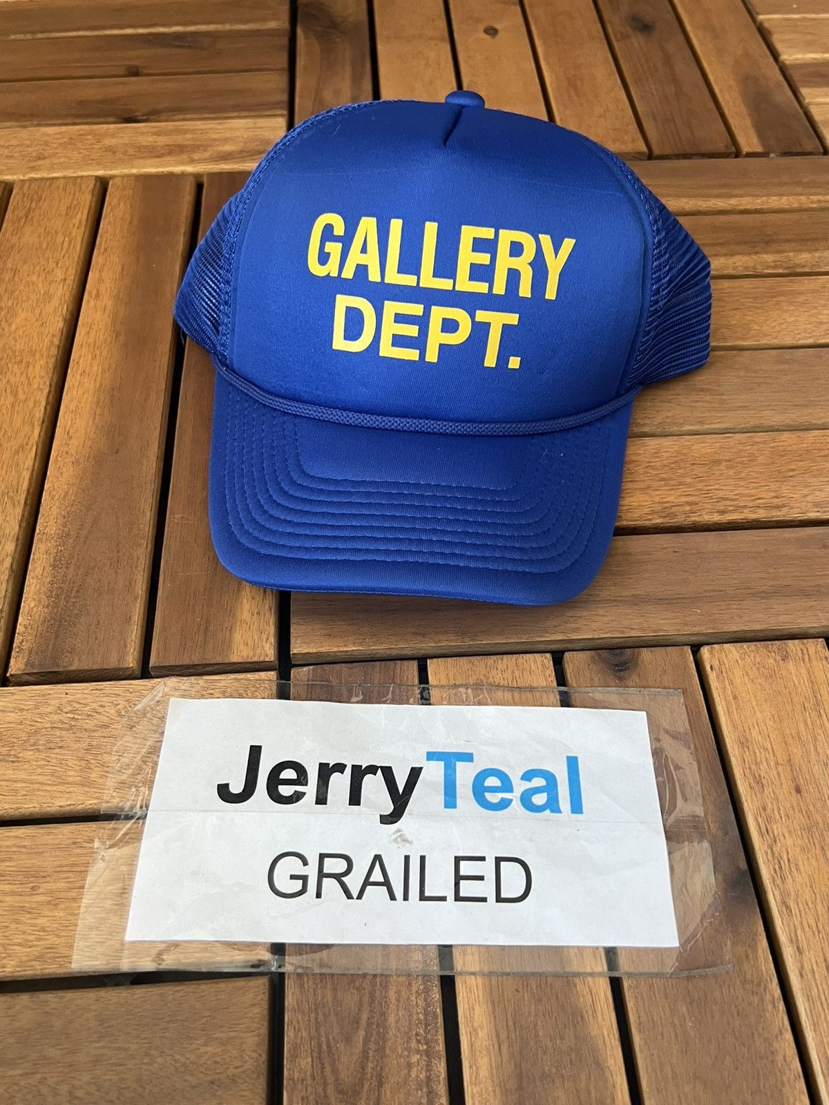 Gallery Dept. Gallery Dept Logo Trucker Hat Blue / Yellow | Grailed