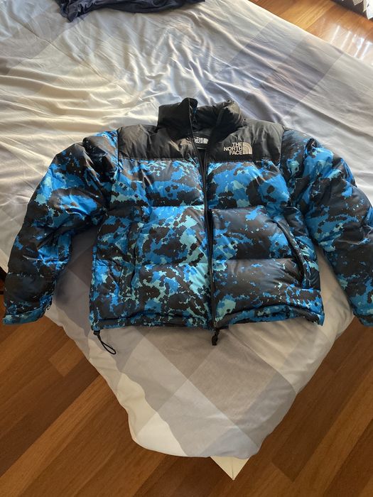 The North Face The north face puffer jacket 700 black and blue | Grailed