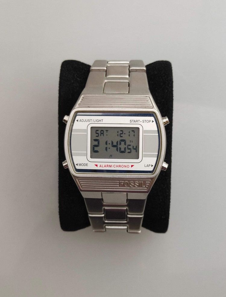 Vintage Vintage FOSSIL JR-8855 Digital Men’s Watch, Fully Working | Grailed