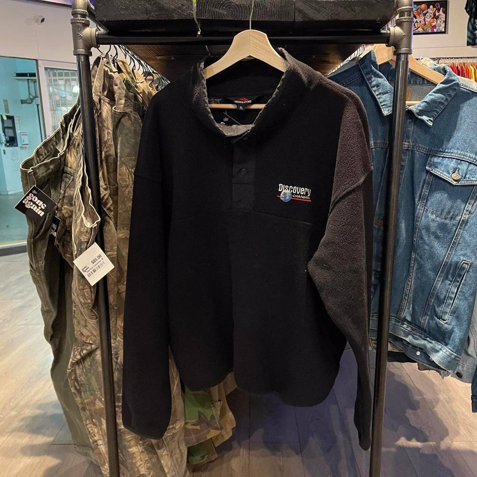 Vintage Discovery Channel Fleece | Grailed