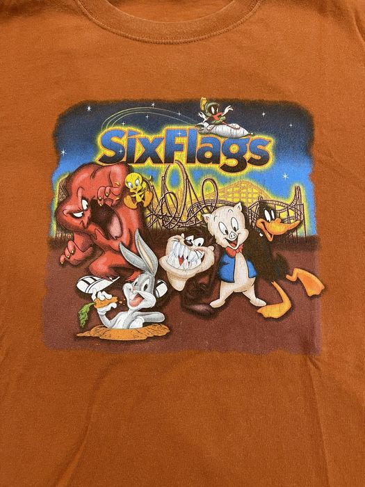 Vintage Vintage Six Flags Looney Toons Tshirt | Grailed