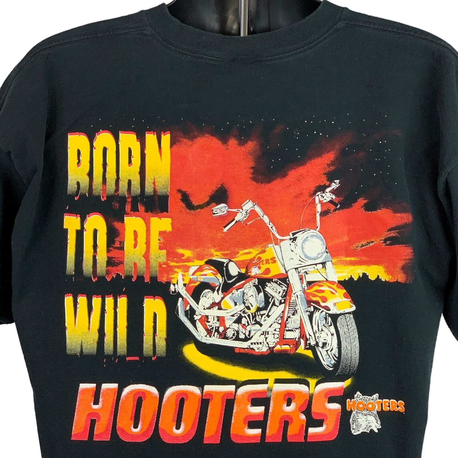 Fruit Of The Loom Vintage 90s Hooters Chesterfield Biker T Shirt ...