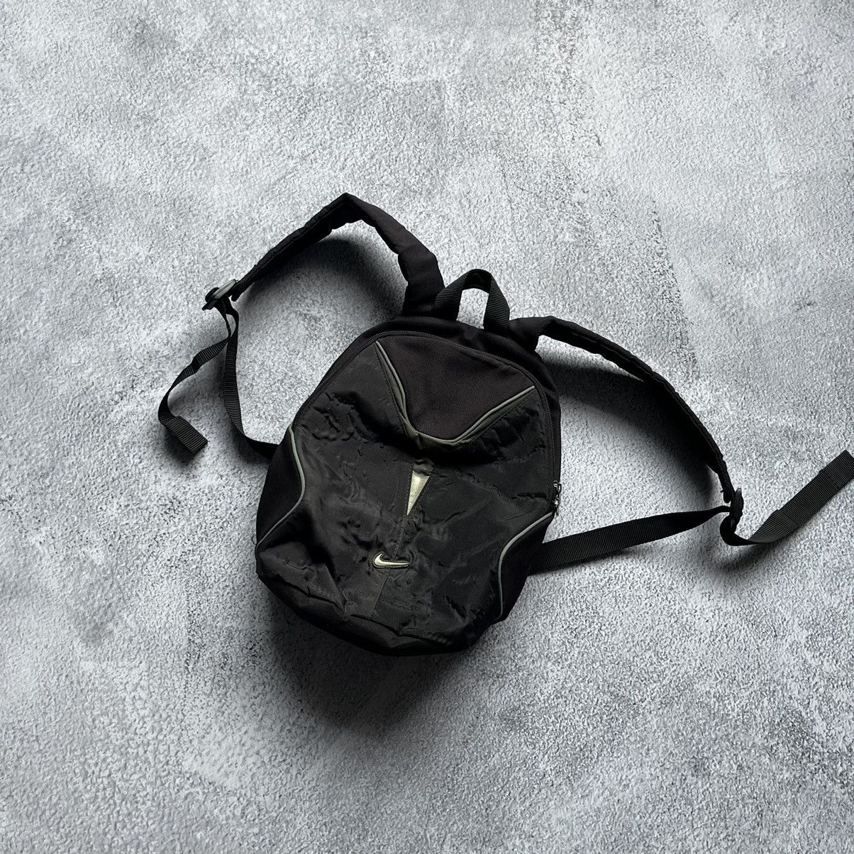 Nike Vintage Nike Y2K small backpack Streetwear | Grailed