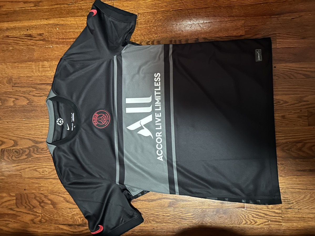 Nike Lionel Messi PSG Third Kit 21/22 | Grailed