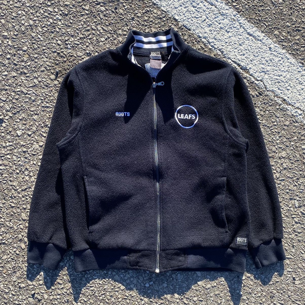 Vintage Vintage 90s Roots x Toronto Maple Leafs Fleece Zip Sweater ...