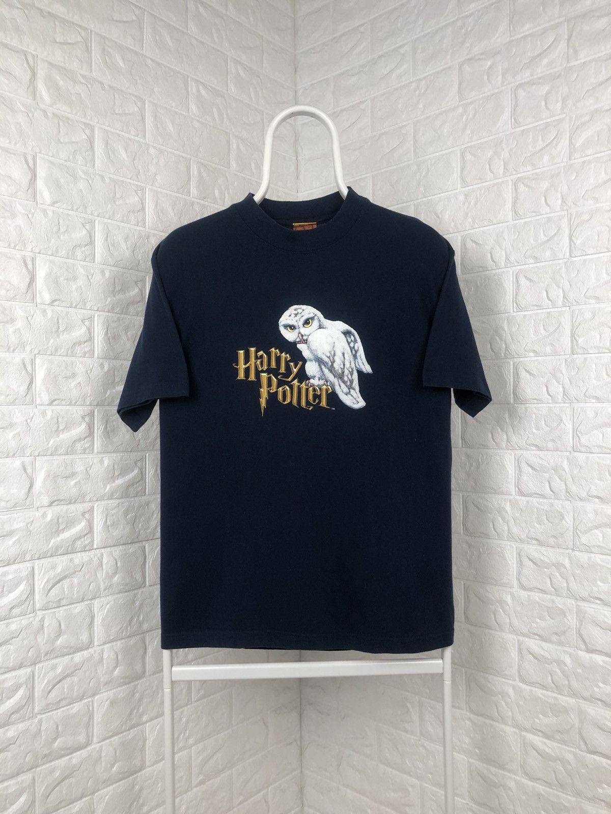 Movie × Vintage Vintage 2001 Harry Potter hedwig t-shirt | Grailed