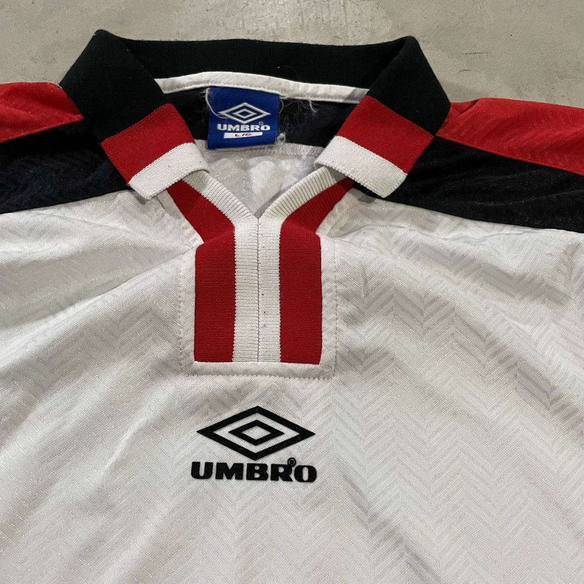 Umbro × Vintage Umbro white football kit soccer jersey blank home red ...