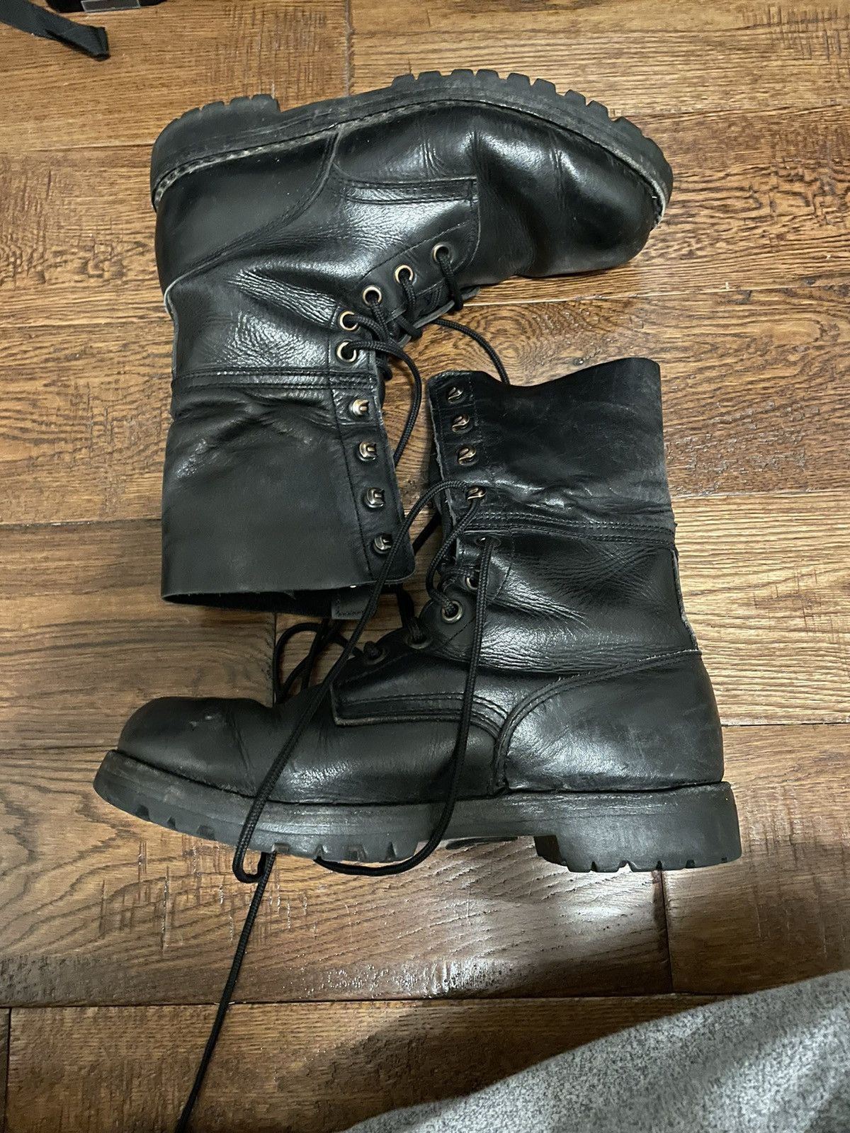 Vintage Vintage military combat boots | Grailed