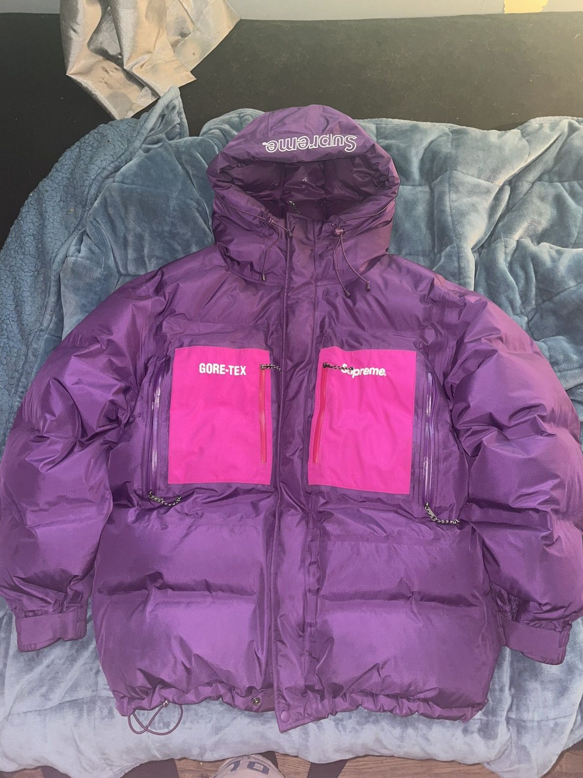 Goretex × Supreme Supreme Gore-Tex 700 Down Fill Parka (FW19) | Grailed