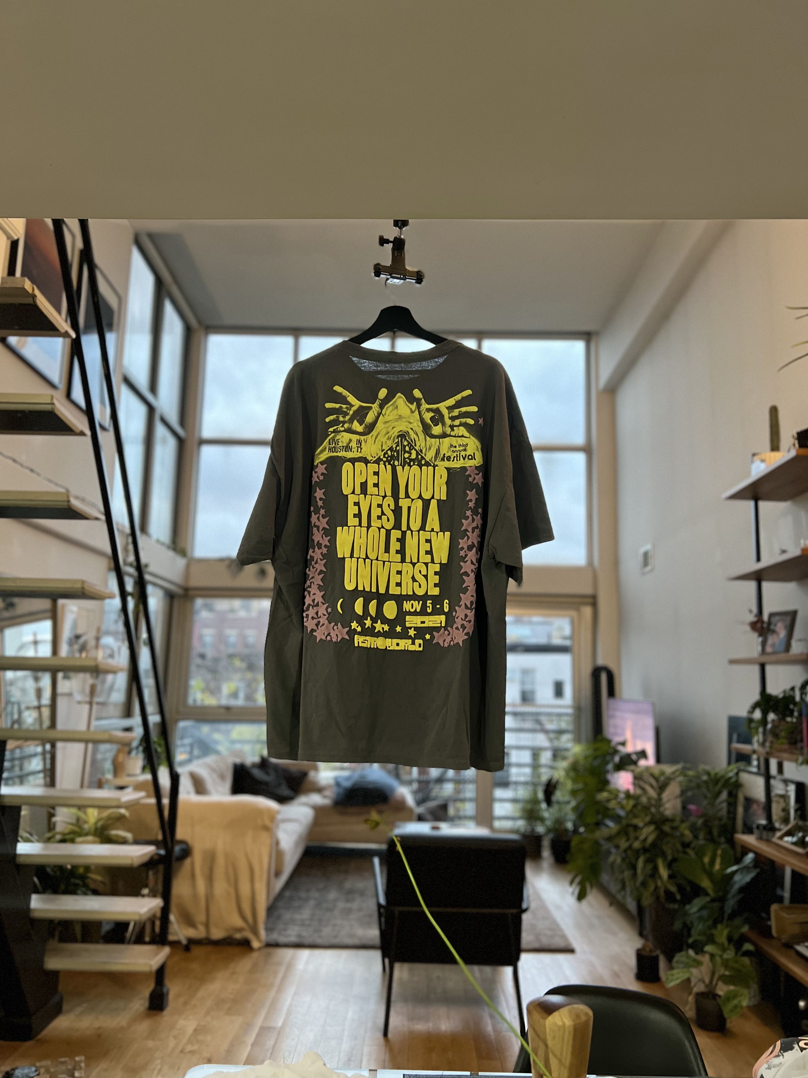 Travis Scott Astroworld 'Open Your Eyes' PUFF Print T Shirt | Grailed