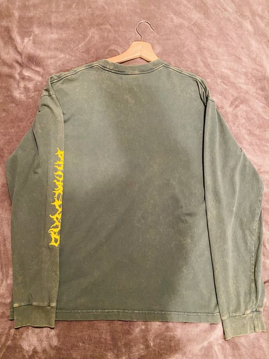 Marvel Comics WOLVERINE VS. VENOM LONG SLEEVE - MUSTARD GREEN | Grailed