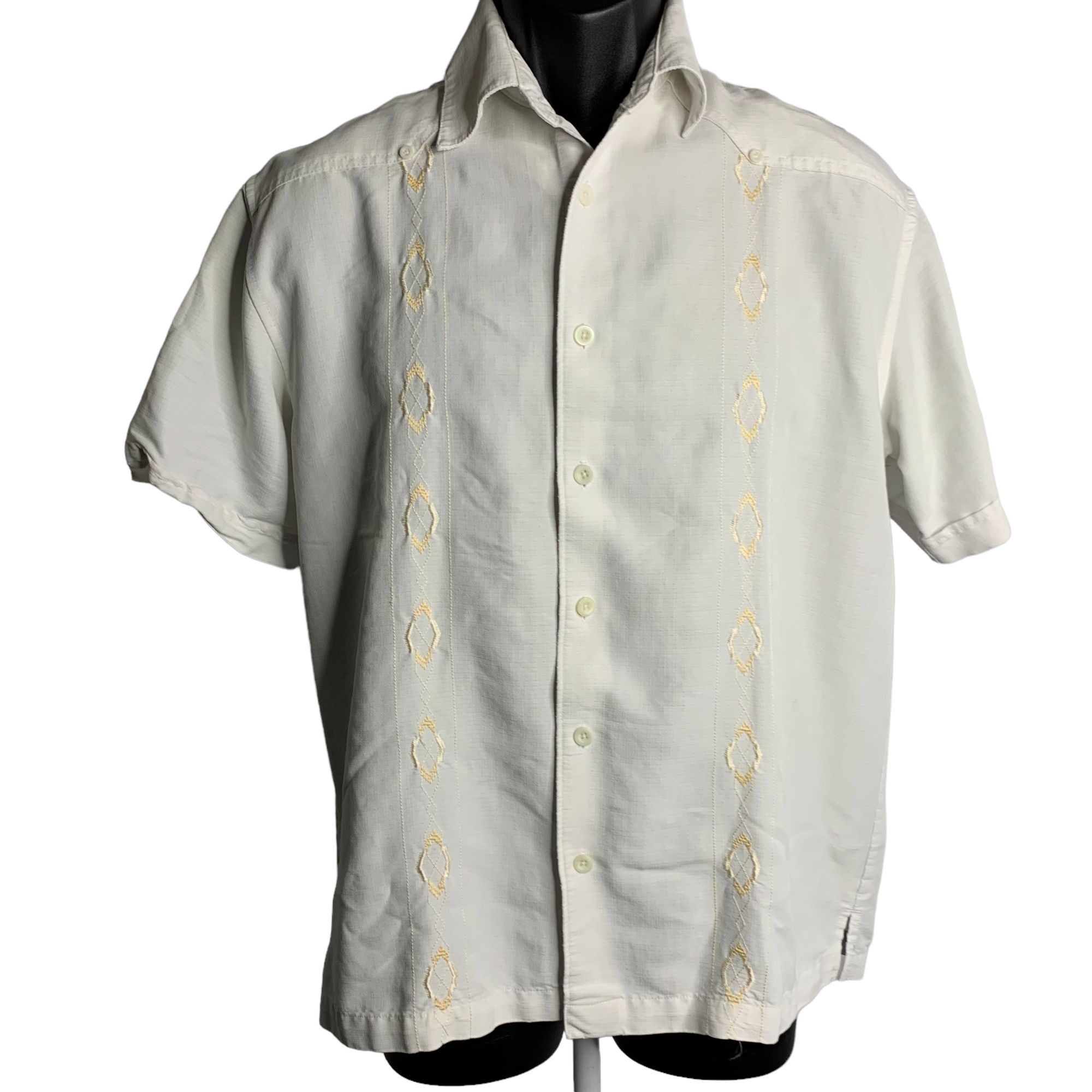 Cubavera Cubavera Button Up Guayabera Shirt M White Embroidered Short ...