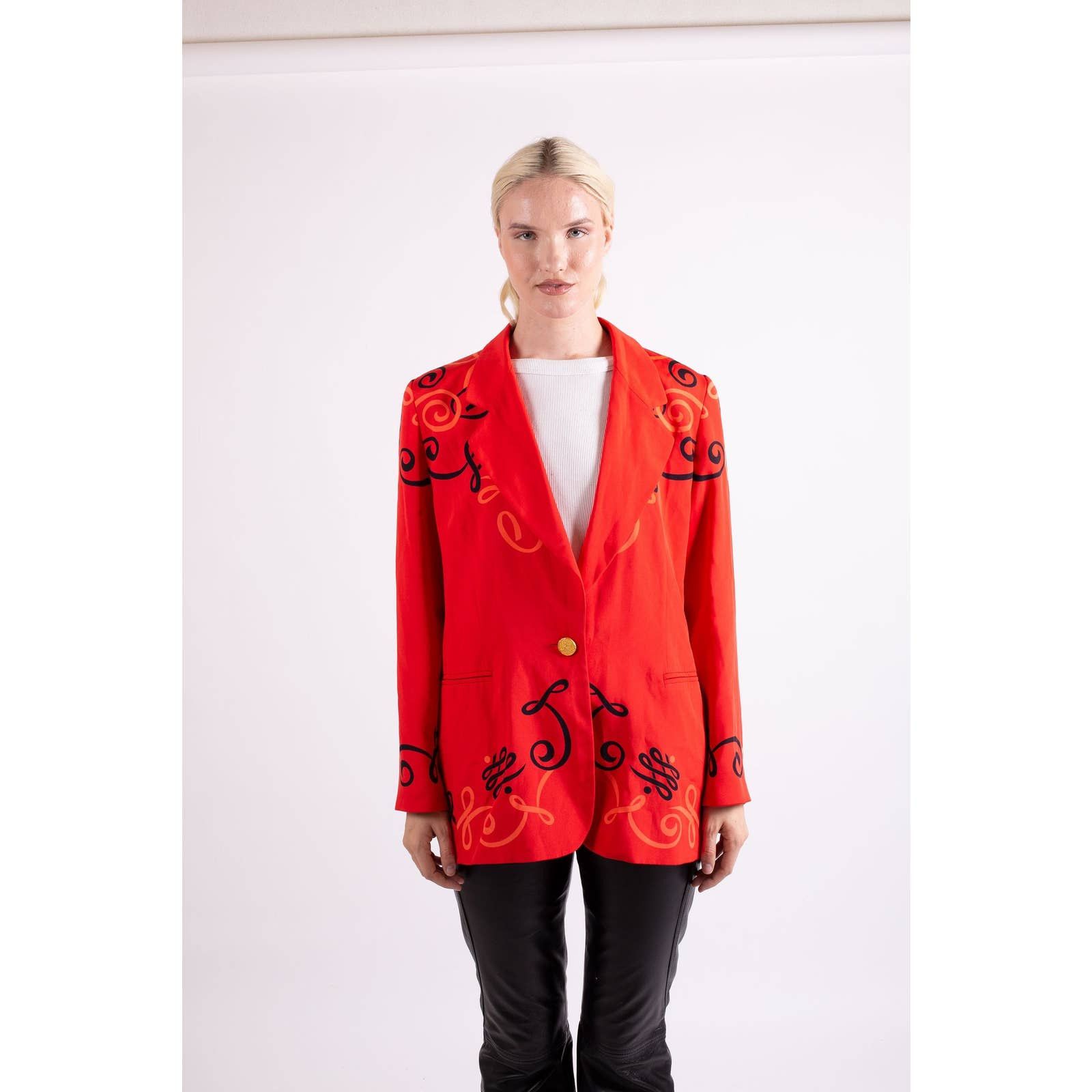 Escada Vintage ESCADA 1990s Red Silk Tribal Heart Print Blazer | Grailed