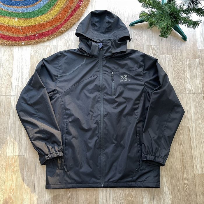 Arc'Teryx Arc’teryx Outdoor Squamish hoody Black WEI-TEX | Grailed