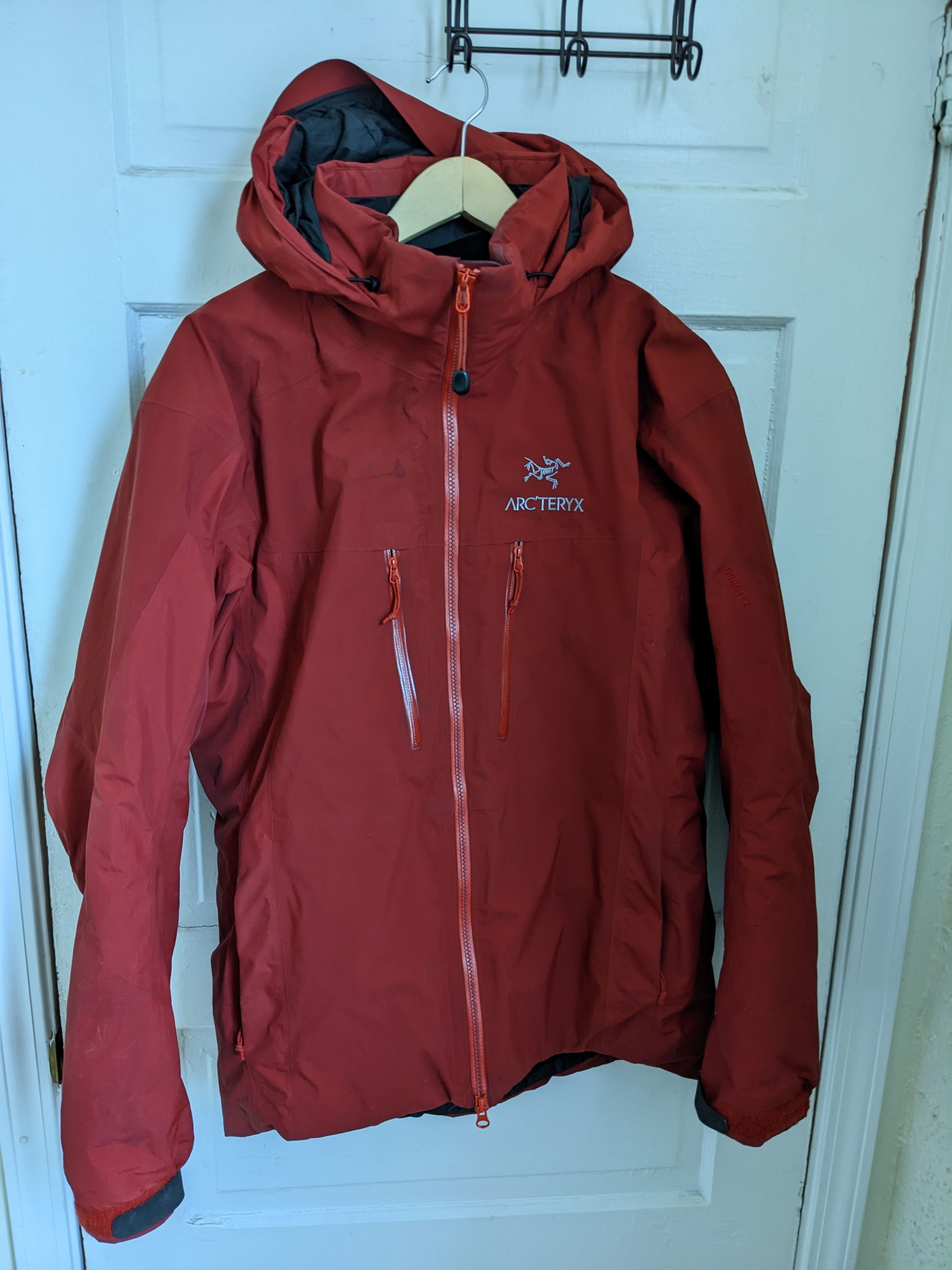 Arc'teryx Arc'teryx Fission SV Insulated Jacket | Grailed