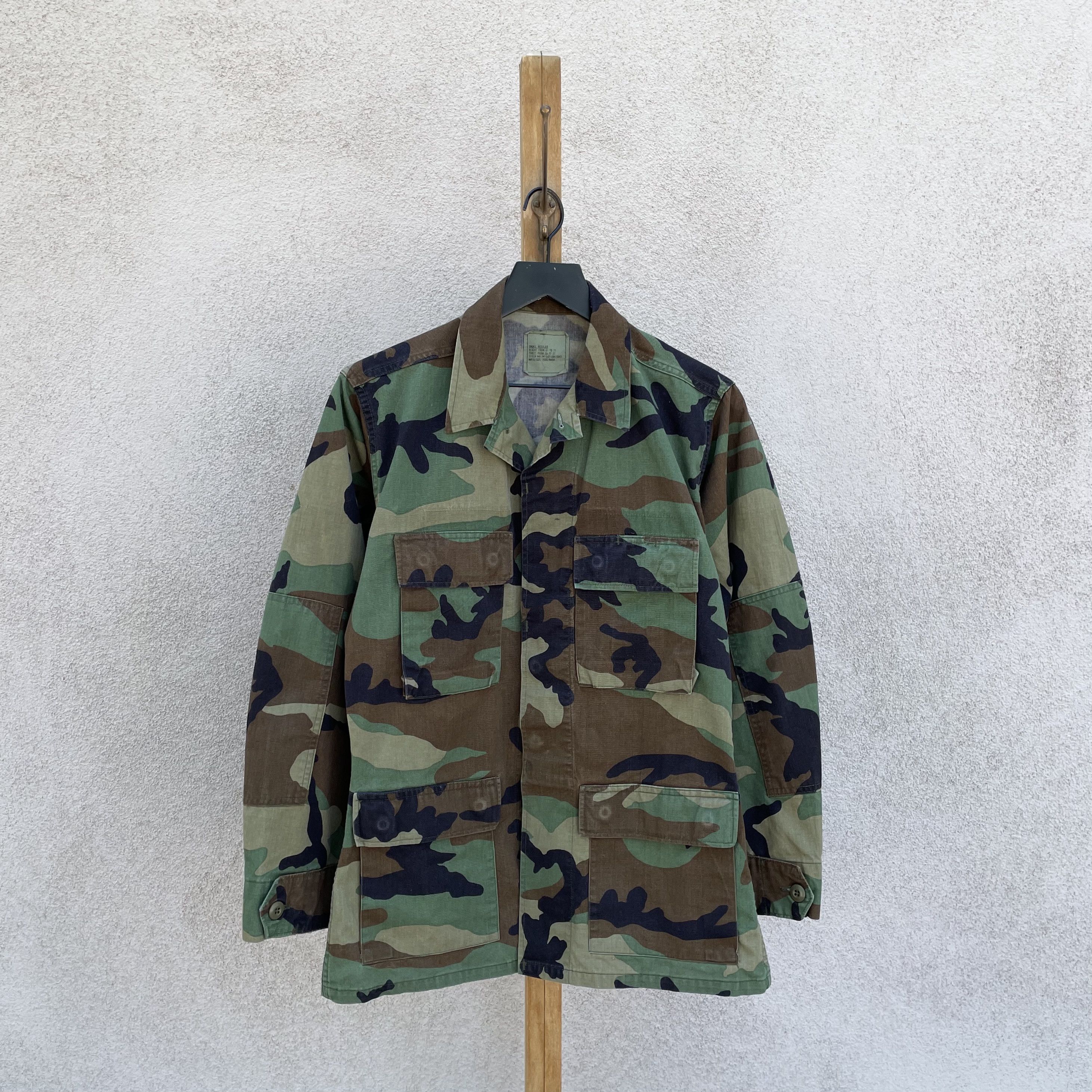 Vintage Vintage 90s U.S. Military Woodland Camo Twill Combat Jacket ...