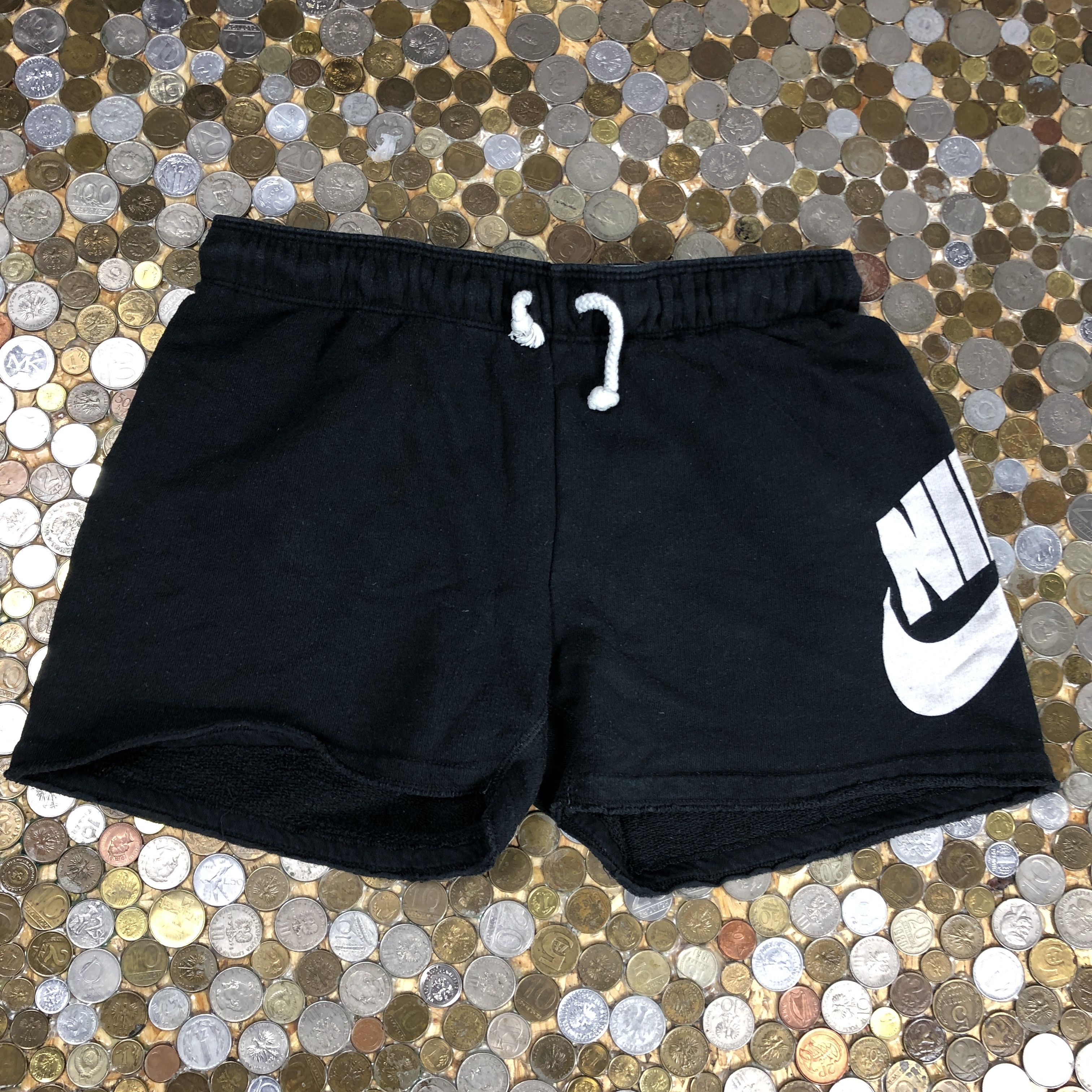 Nike Nike Vintage Swoosh basic shorts 90's | Grailed
