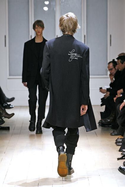 Yohji Yamamoto yohji yamamoto pour homme 07aw runway coat | Grailed