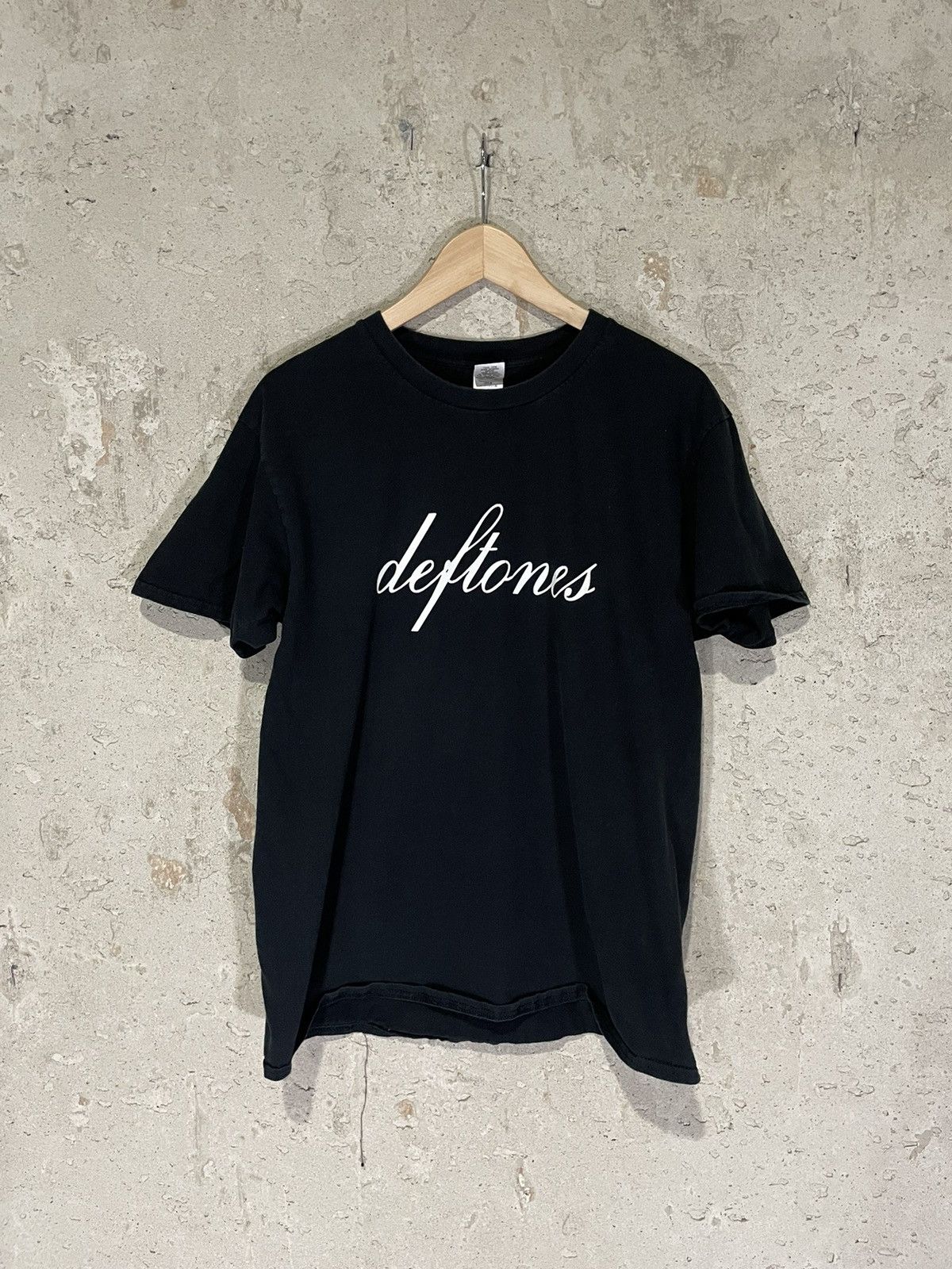 Band Tees × Rock T Shirt × Vintage deftones script logo band tee | Grailed