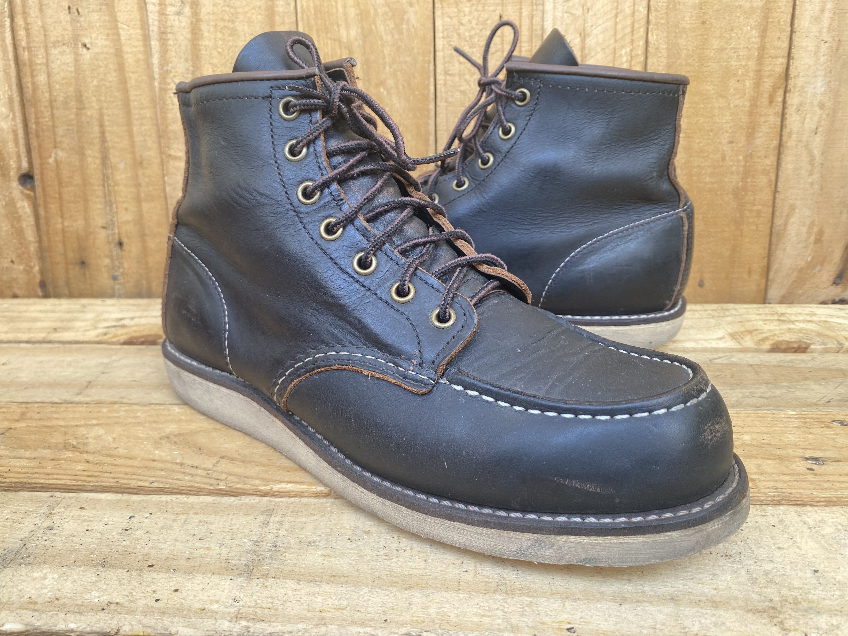 Red Wing Red Wing Heritage Classic 6" Moc-Toe Work Boot #8849 USA | Grailed