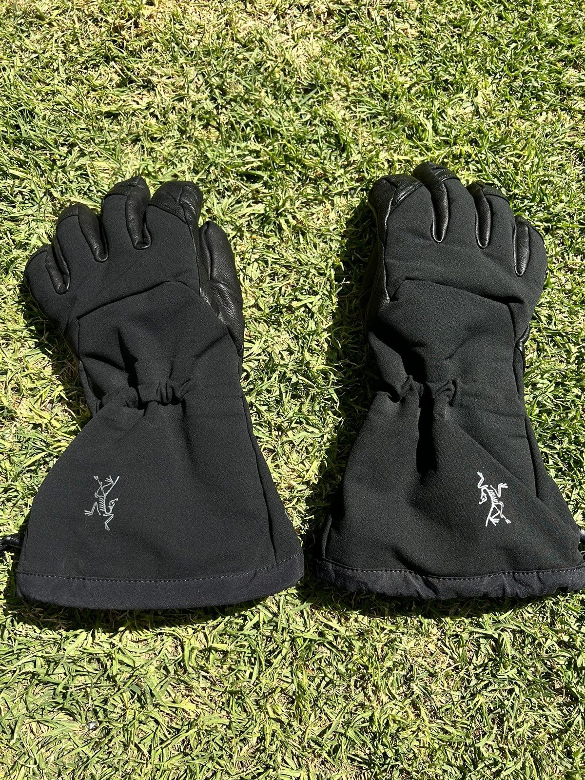 Arc'teryx GORE TEX ARCTERYX GLOVES | Grailed