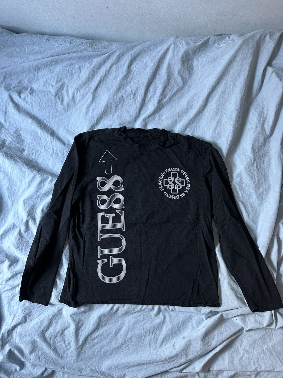 88rising × Guess × Places + Faces 88 Rising x Guess x Places + Faces ...