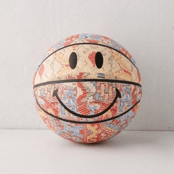 Market NIB CHINATOWN MARKET SMILEY FACE PATCHWORK BASKETBALL | Grailed