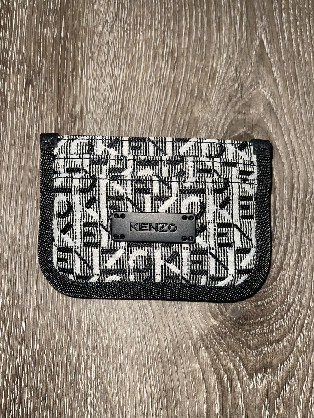 Kenzo Kenzo Monogram cad holder | Grailed