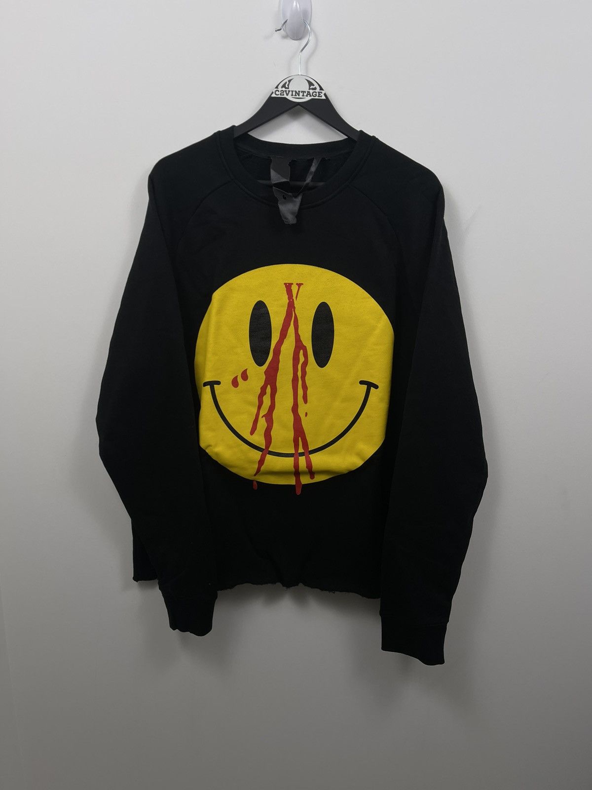 Vlone VLONE SMILEY CREWNECK | Grailed