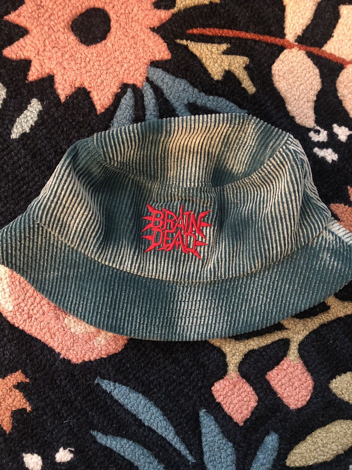 Brain Dead × Streetwear BRAIN DEAD SPIKEY LOGO GREEN CORD BUCKET HAT ...