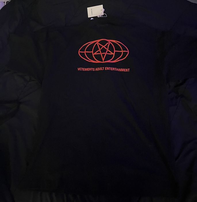 Vetements Vetements Rated R Restricted T Shirt | Grailed