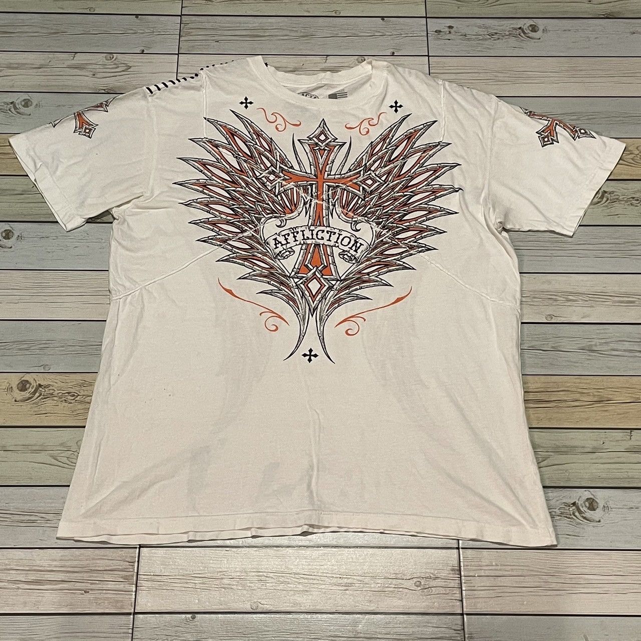Affliction × Ed Hardy × Streetwear Rare Affliction Wing Cross Tee ...