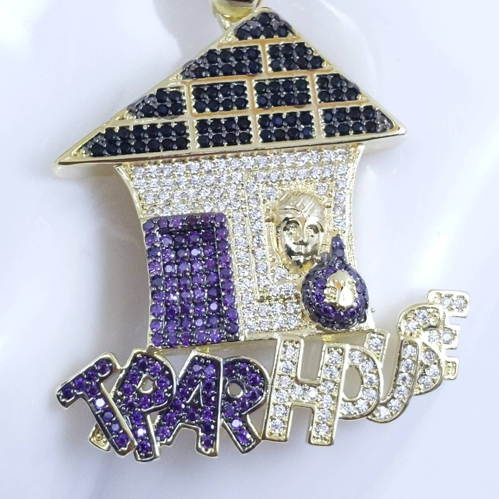 Custom Icy Trap-House Pendant + 20" Cuban Chain | Grailed