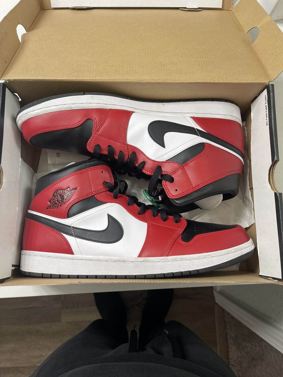 Jordan Brand × Nike Air Jordan 1 Mid Chicago Toe | Grailed