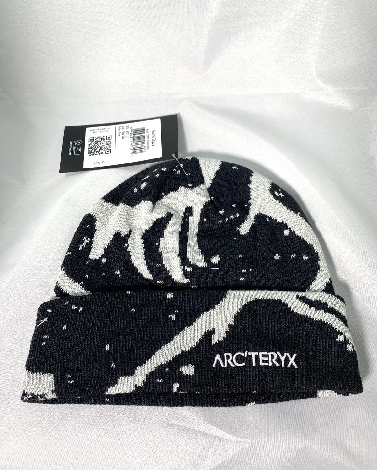 Arc'teryx Arcteryx Beanie Hat Black ‘Grotto Toque Orca’ | Grailed