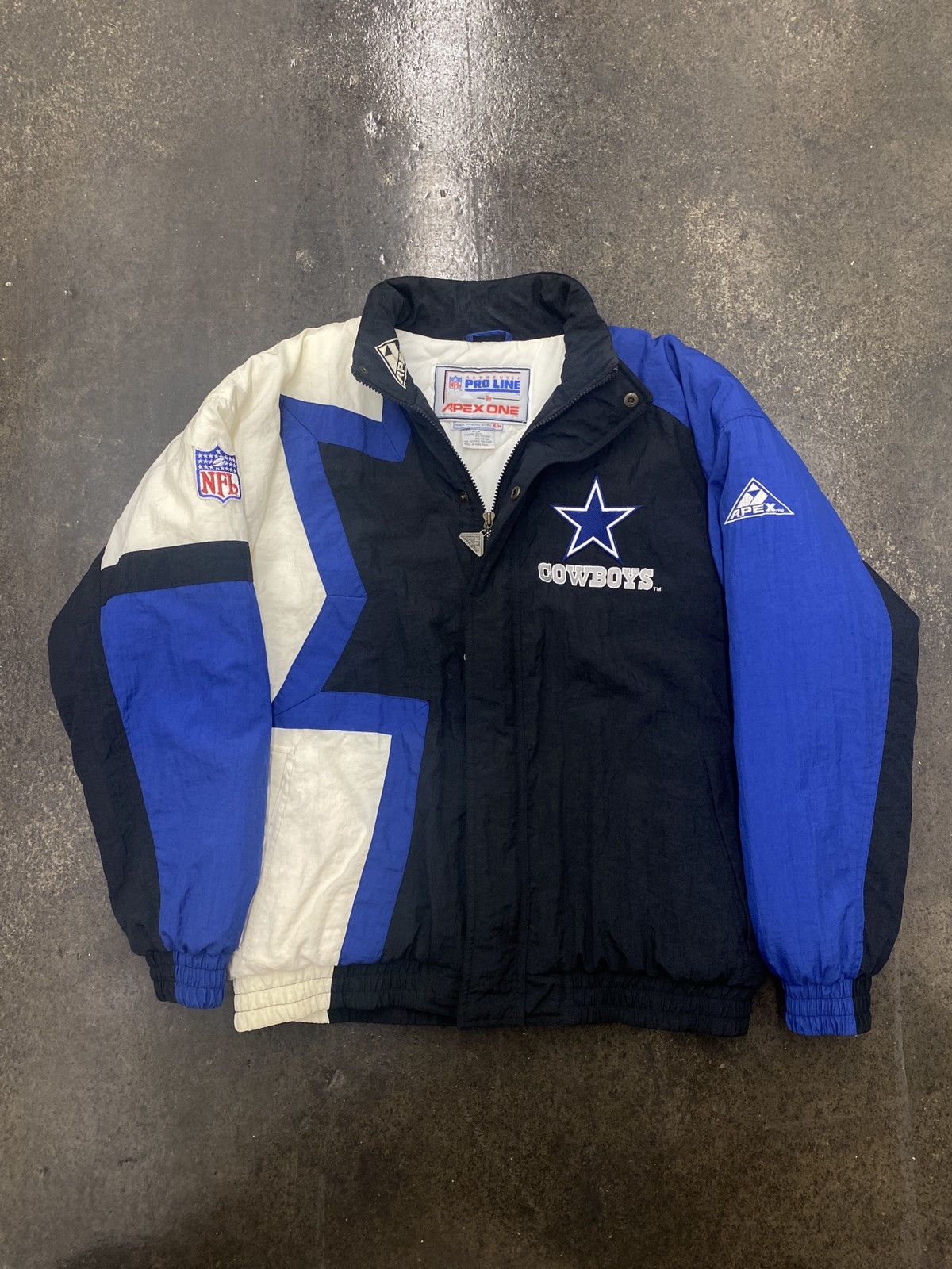 Apex One × NFL × Vintage Vintage 90s Dallas Cowboys Apex One Pro Line ...