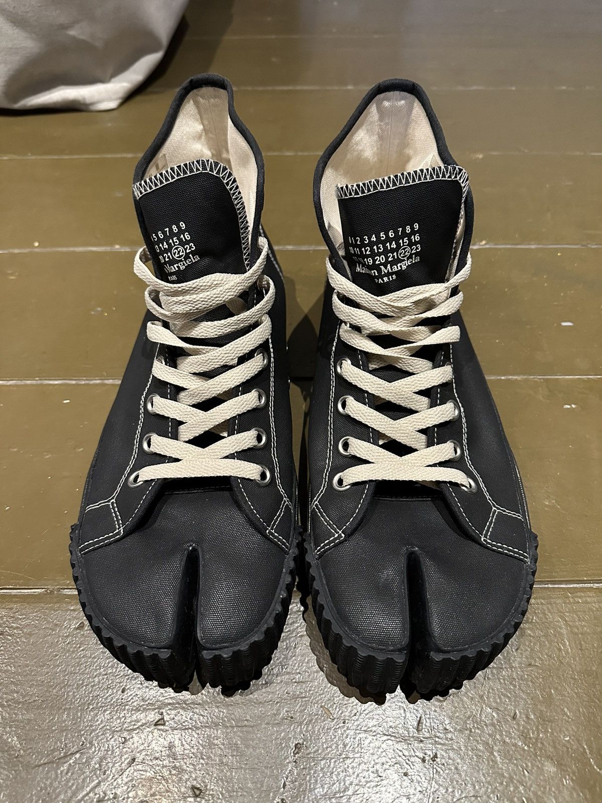 Maison Margiela MAISON MARGEILA TABI HIGH TOP - size 43 | Grailed