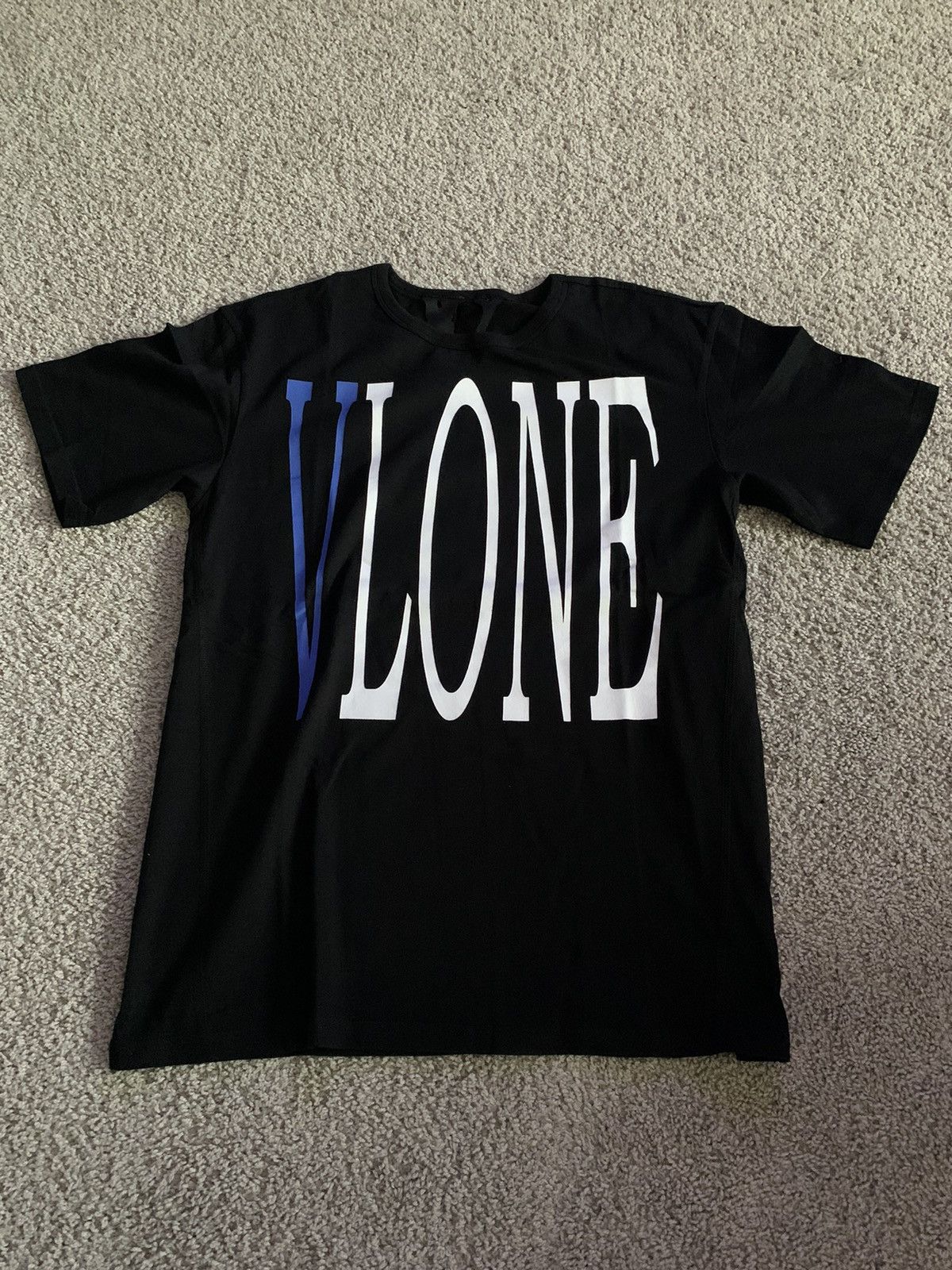 Streetwear × Vlone Vlone Blue Staple V-Tag Tee Size Medium | Grailed