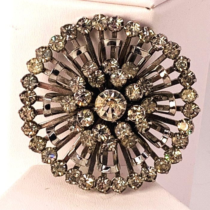 Other Rhinestone Starburst Flower Sparkling Brooch Silver Tone Set