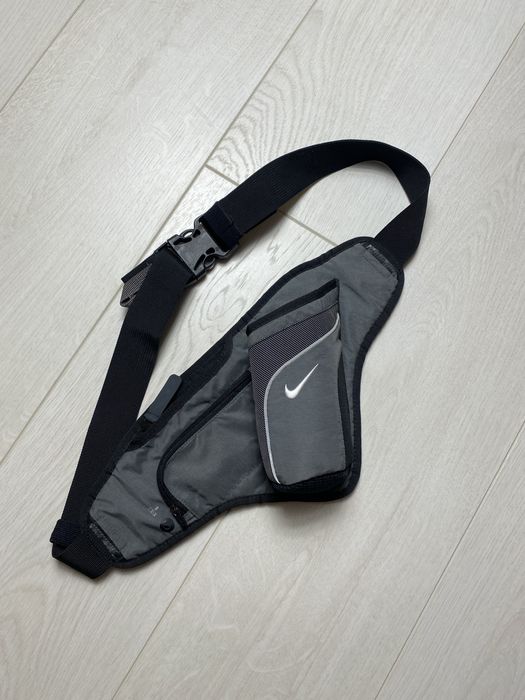 Nike Nike Running Sling Bag Vintage | Grailed