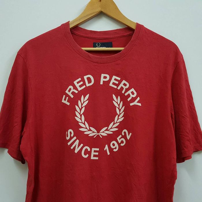 Fred Perry Vintage FRED PERRY big logo design t-shirt | Grailed