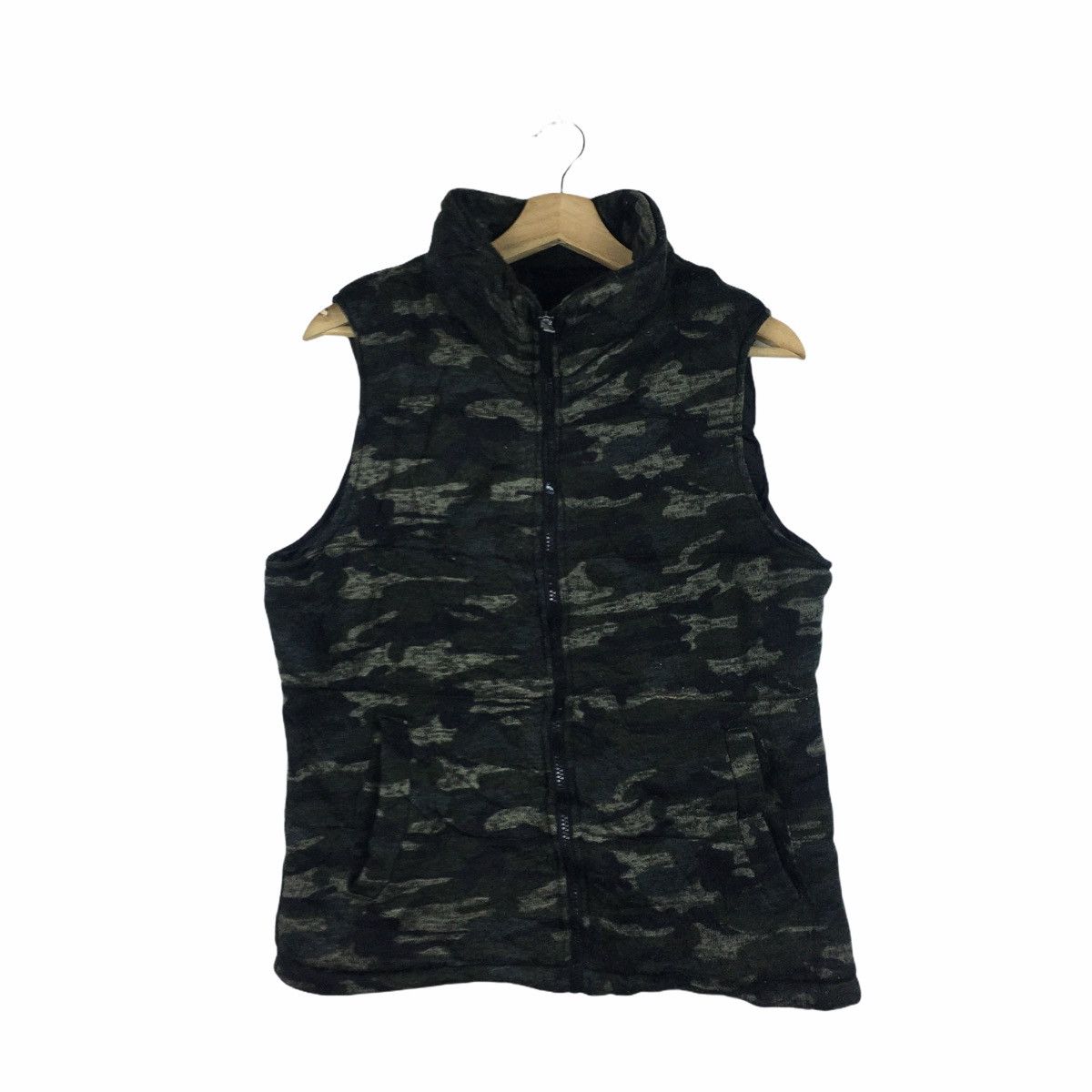Airwalk Vtg AIRWALK Skateboard Camouflage Pop Art Vest Jacket | Grailed