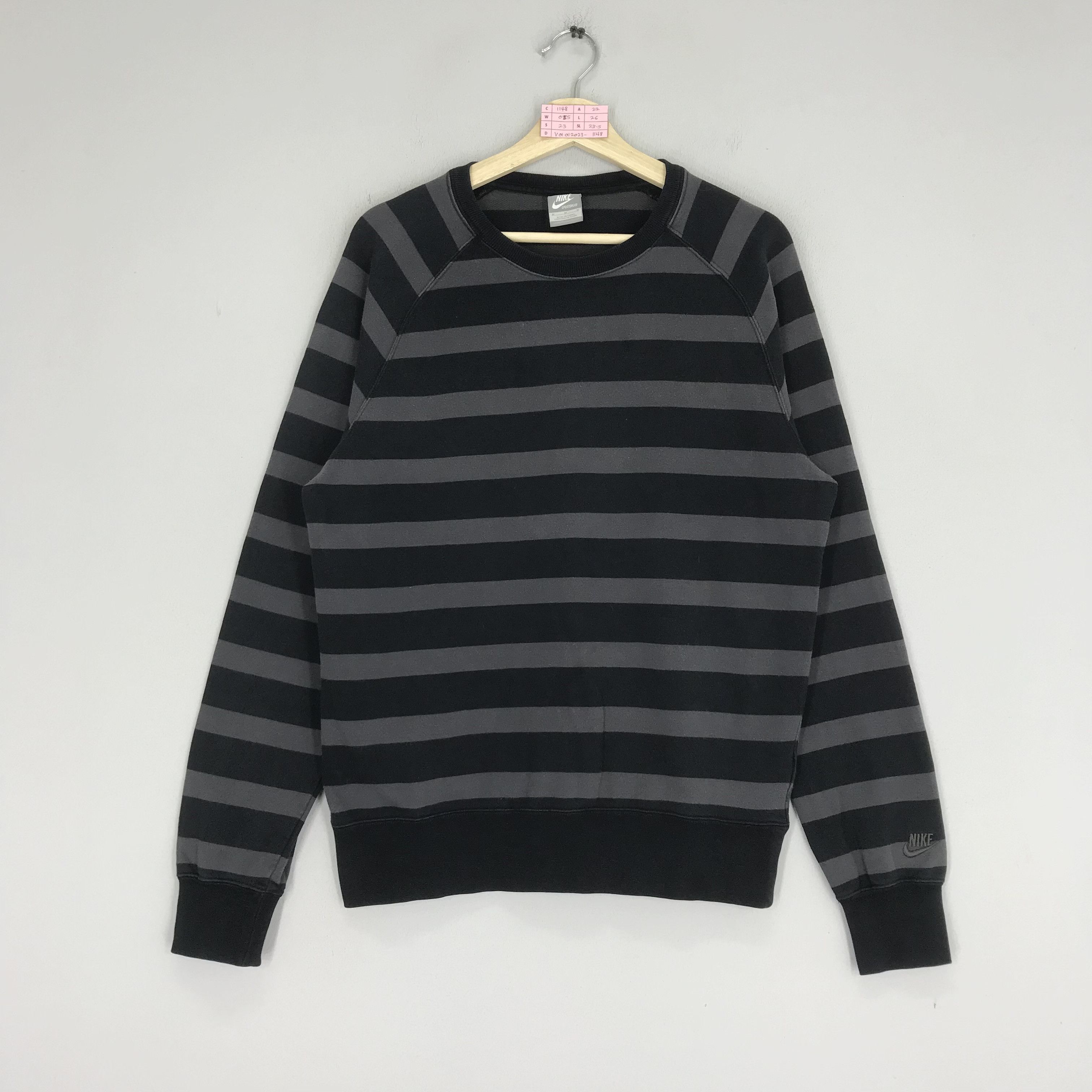 Nike × Nike ACG × Sports Specialties Rare!! Nike Border Stripes Nike ...