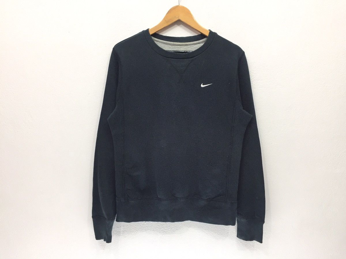 Nike Nike Small Logo Jumper Sweatshirt | Grailed