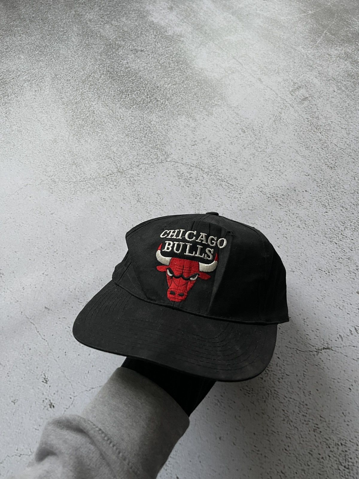 Vintage Vintage 90s Chicago Bulls Embroidered Logo Cap | Grailed