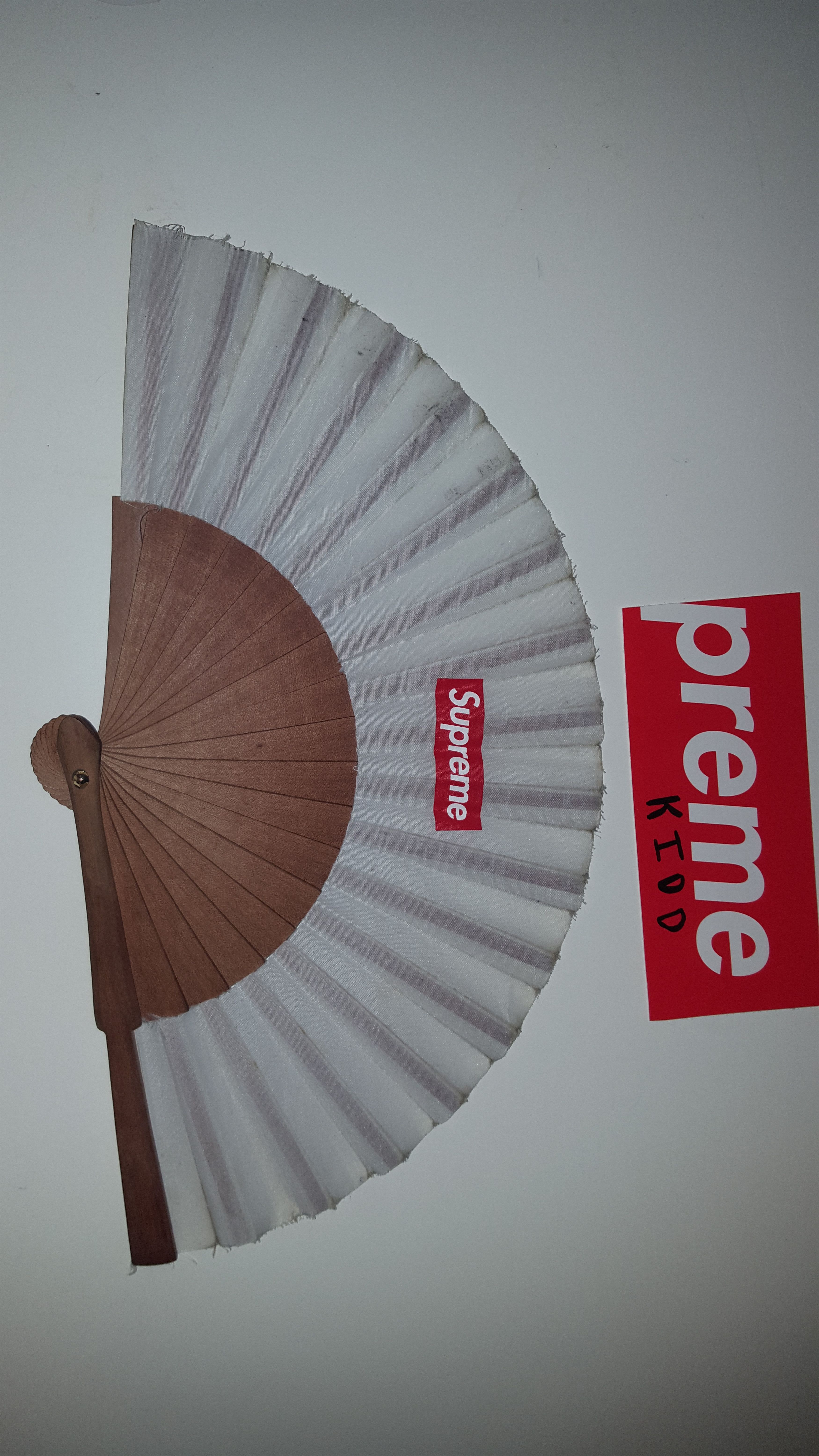 Supreme Supreme fan | Grailed